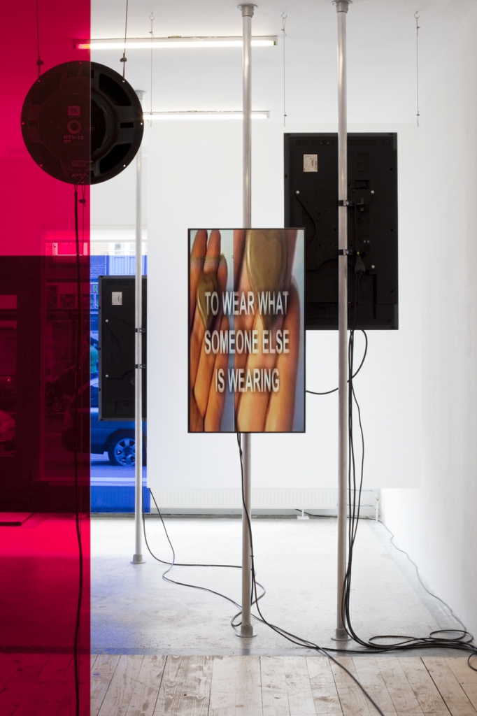 Hannah Perry at Jeanine Hofland – Art Viewer