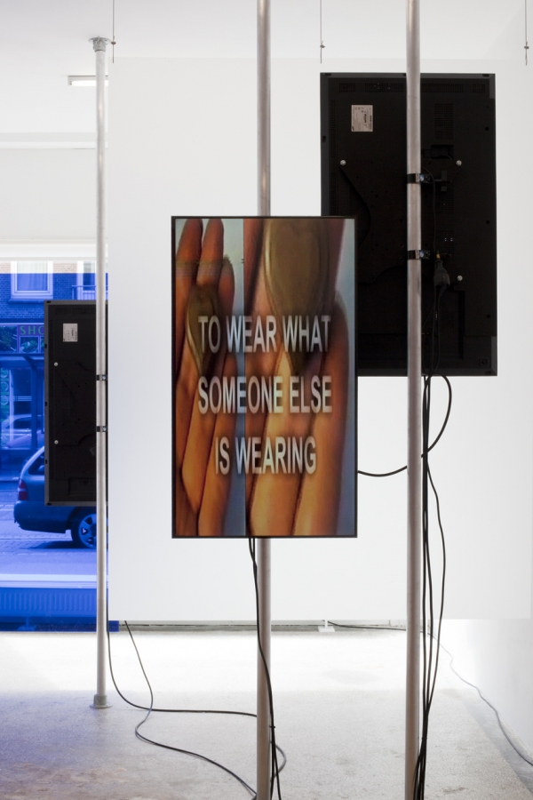 Hannah Perry at Jeanine Hofland – Art Viewer