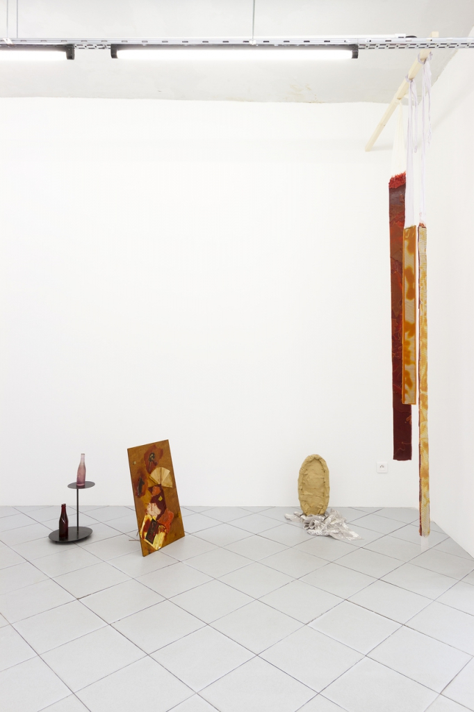 Straddle The Line Between Form And Function at Galerie Jérôme Pauchant ...