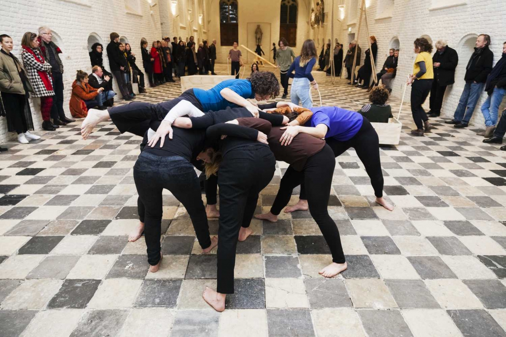 Simone Forti at Vleeshal – Art Viewer