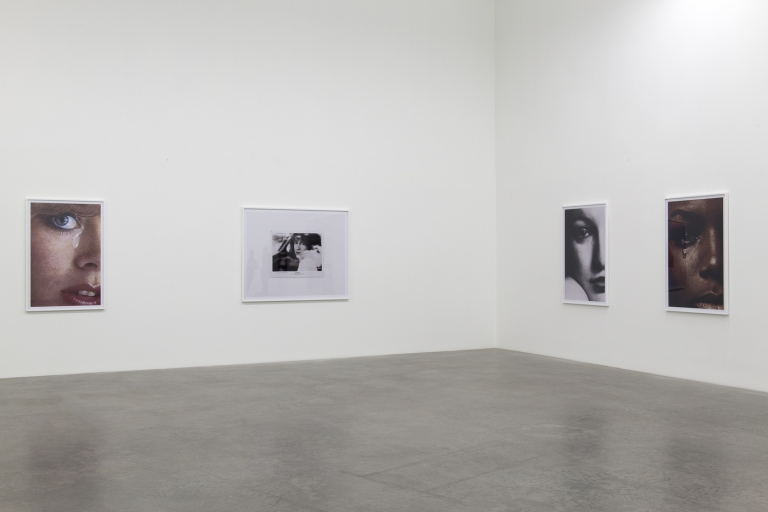 Anne Collier at Galerie Neu – Art Viewer
