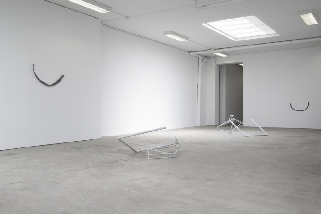 Alex Farrar at Dürst Britt & Mayhew – Art Viewer