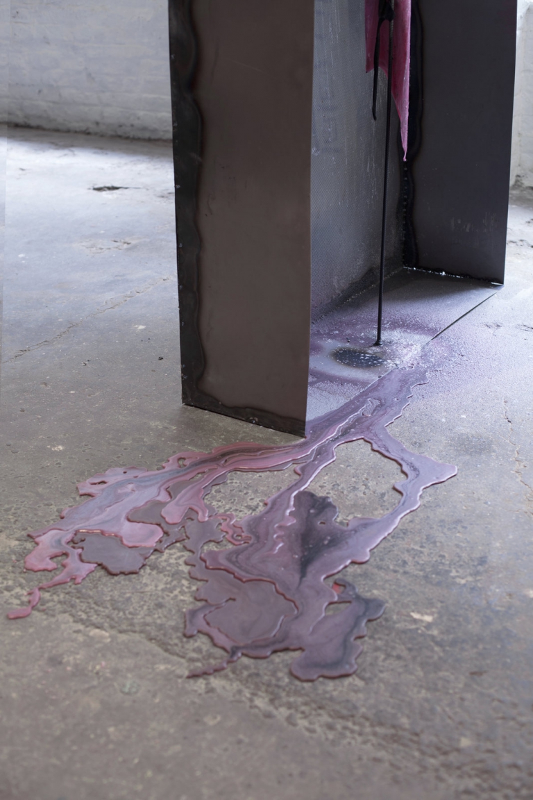 Clemence de La Tour du Pin and Antoine Renard at Komplot – Art Viewer