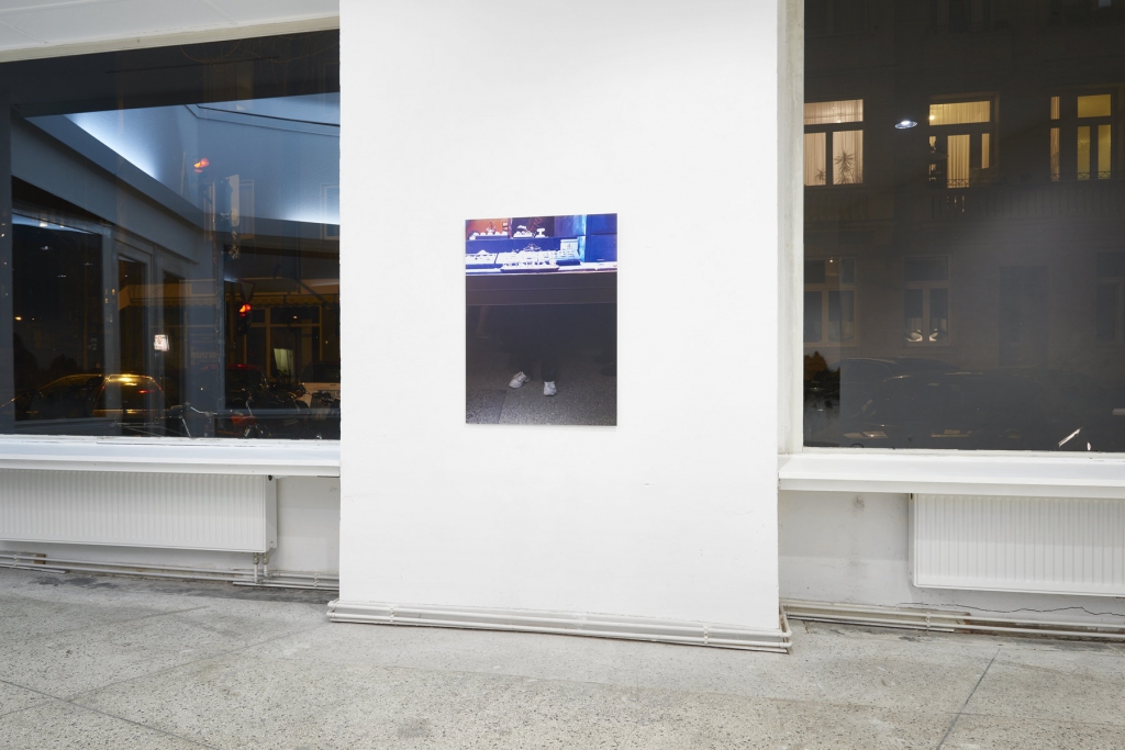 Violet Dennison at Jan Kaps – Art Viewer