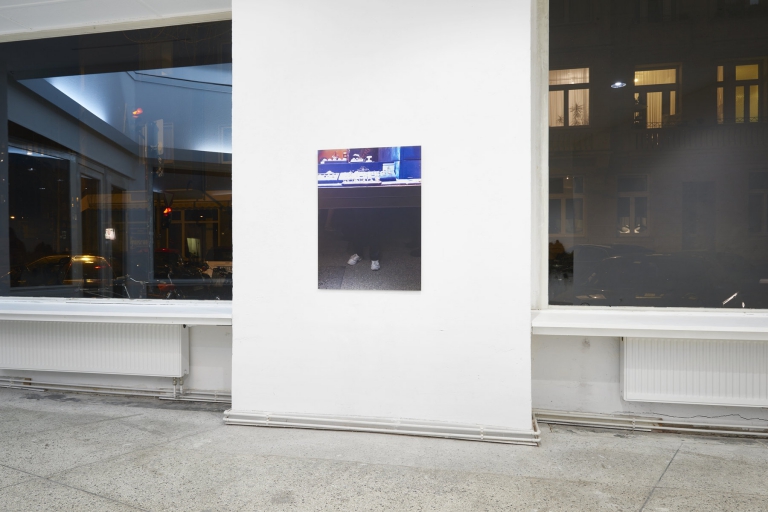 Violet Dennison at Jan Kaps – Art Viewer