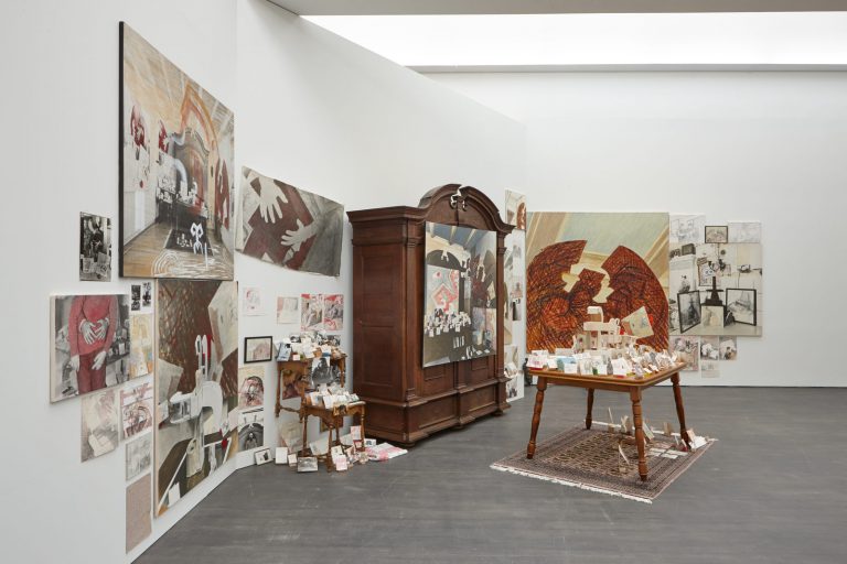 Anna Oppermann at S.M.A.K. – Art Viewer