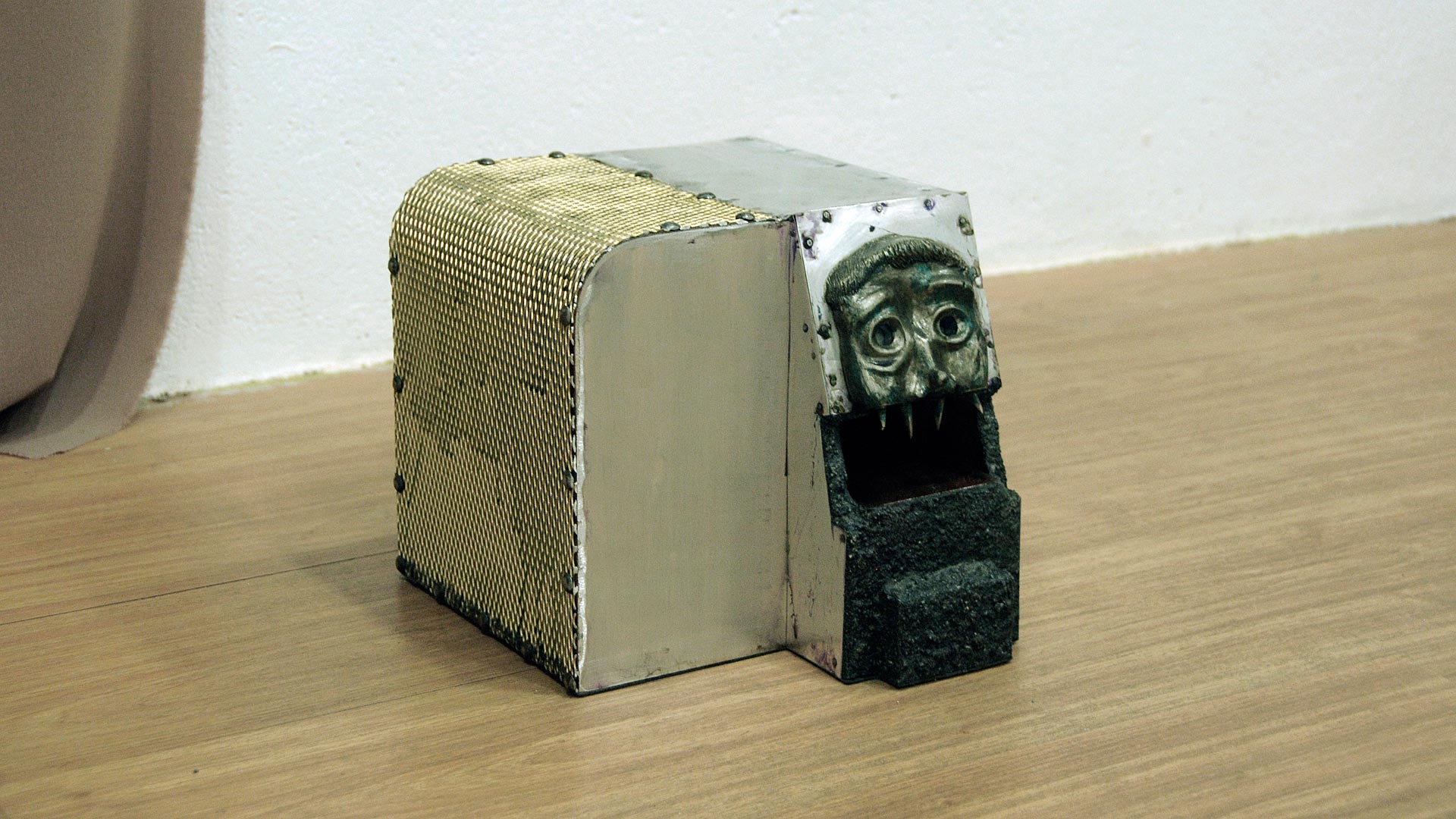 Trick ’n’ treat at Yaby – Art Viewer