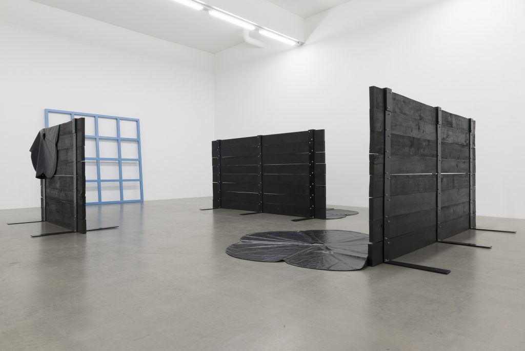 Tom Burr at Galerie Neu – Art Viewer