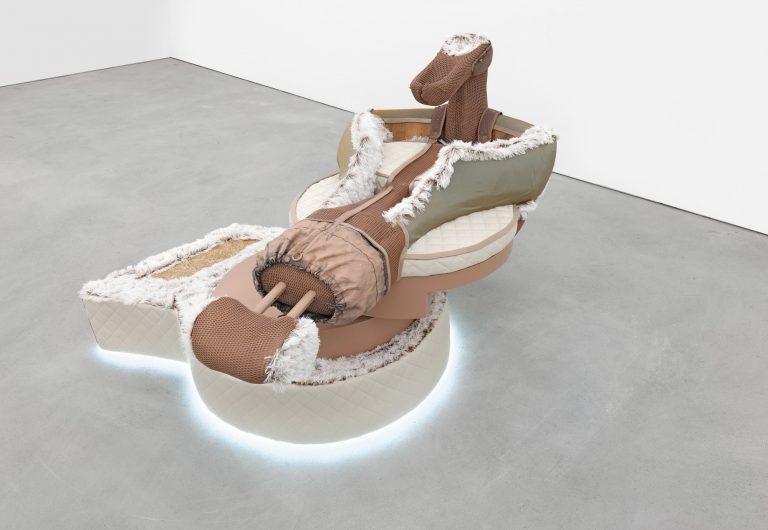 Anna Uddenberg at Kraupa-Tuskany Zeidler – Art Viewer