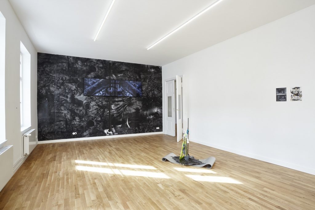 r u still there? at House of Egorn – Art Viewer