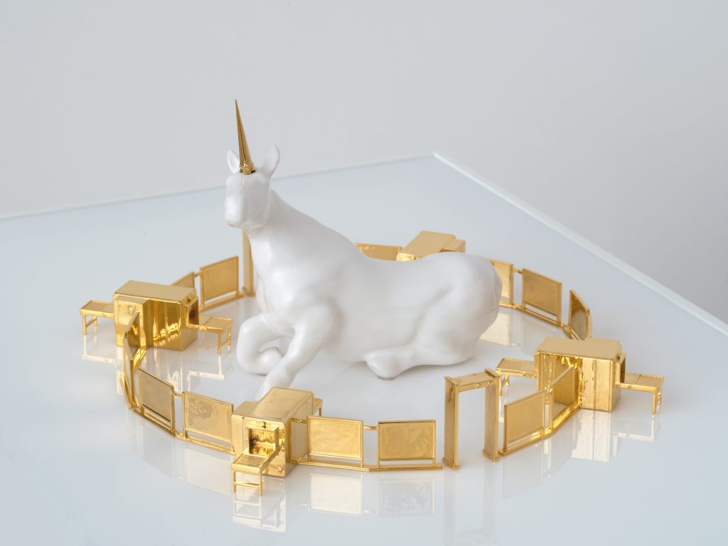 Jonathan Monaghan at bitforms gallery – Art Viewer