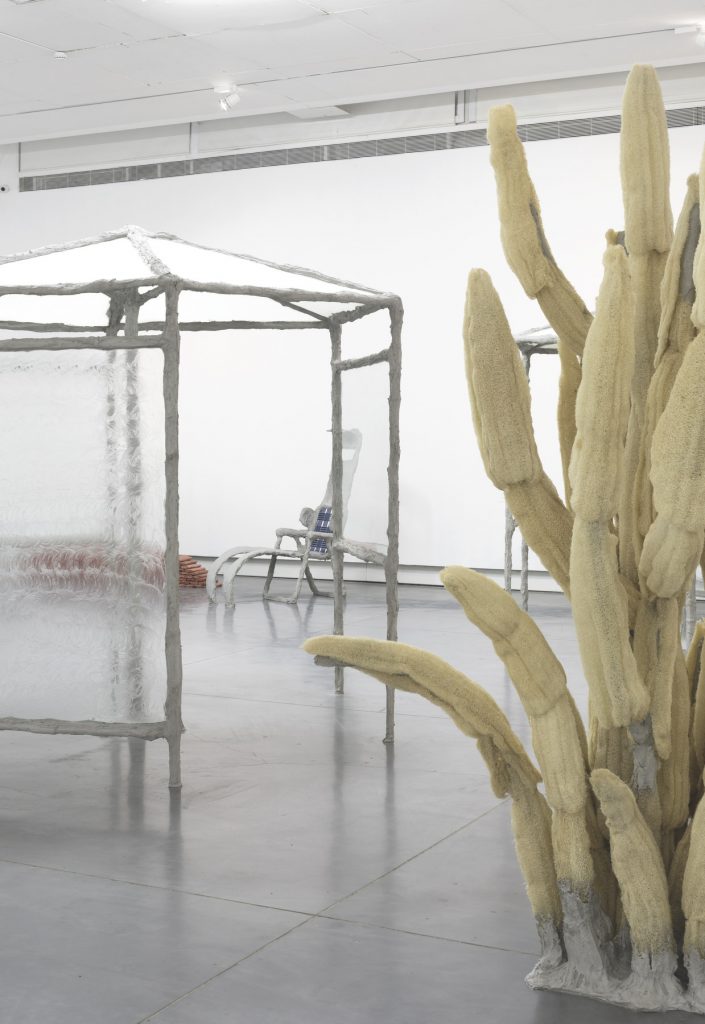 Oren Pinhassi at Petach Tikva Museum of Art – Art Viewer