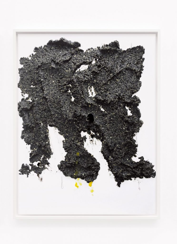 Lisa Holzer at Galerie Emanuel Layr – Art Viewer