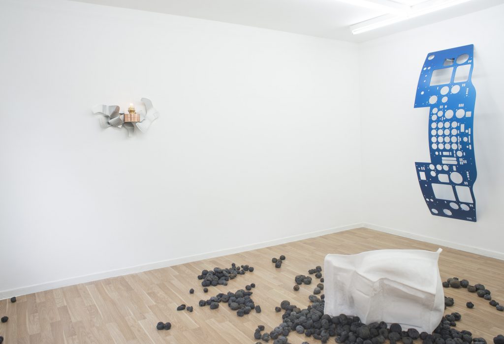 Aline Bouvy & Nicolas Pelzer at Mélange – Art Viewer