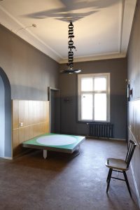 Orient at kim? – Art Viewer