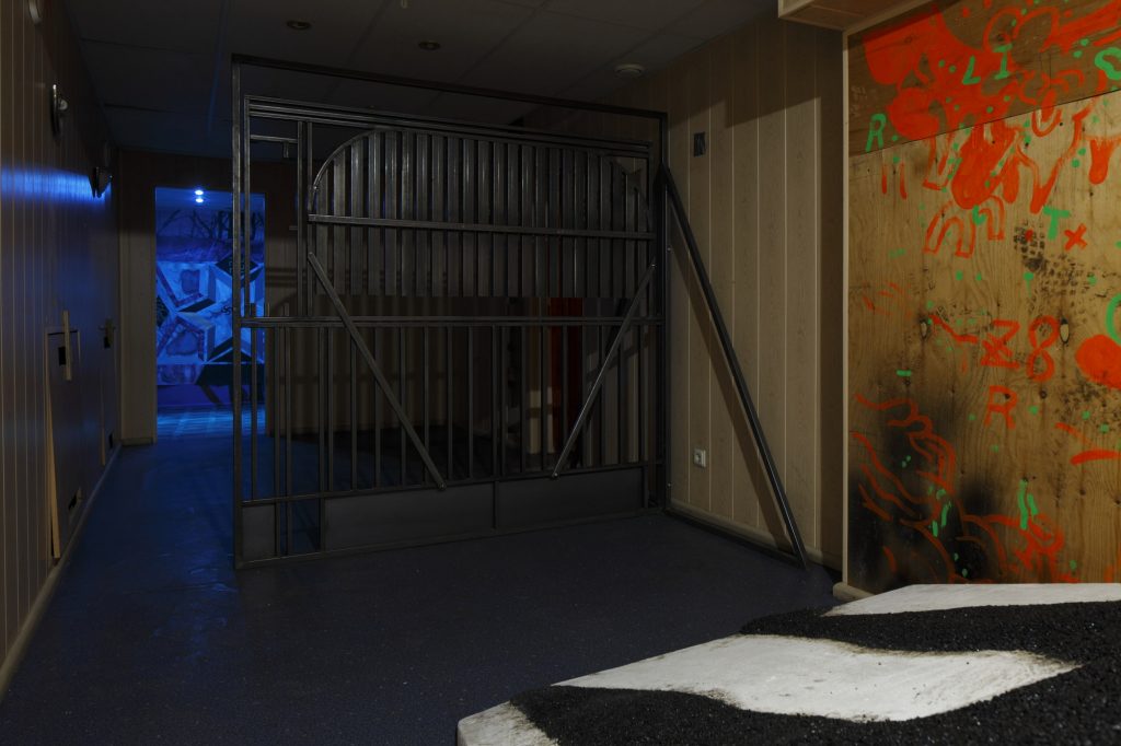 Orient at kim? – Art Viewer