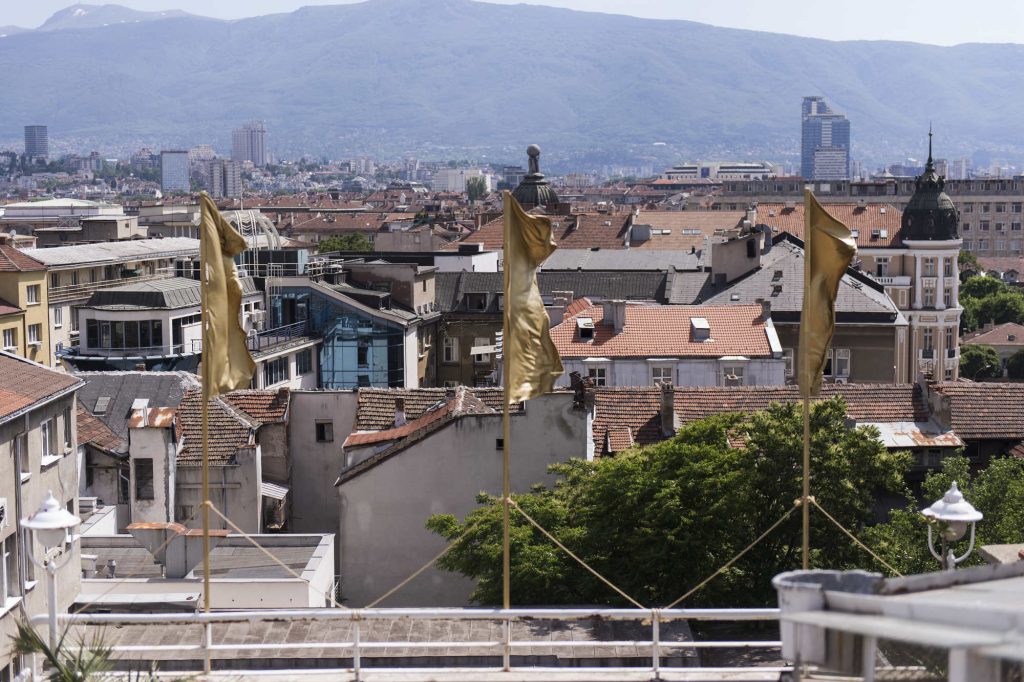 Martin Penev at Swimming Pool – Art Viewer