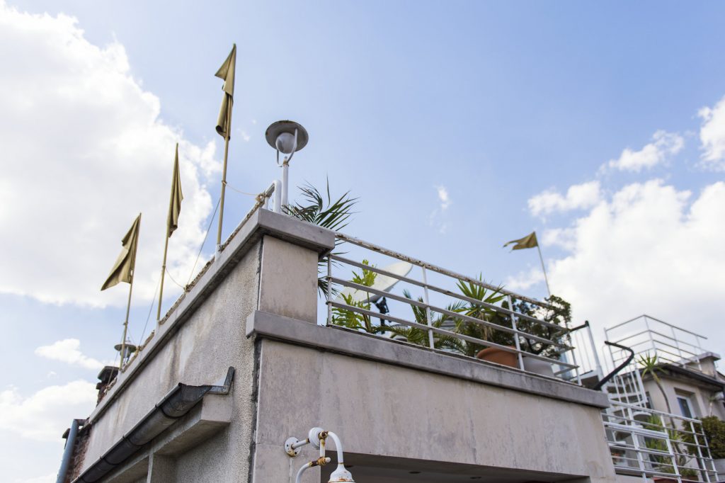 Martin Penev at Swimming Pool – Art Viewer