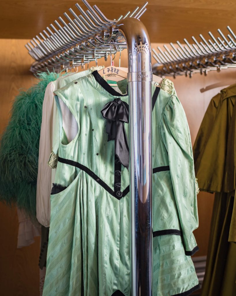 Klára Hosnedlová at National Theatre Prague – Art Viewer