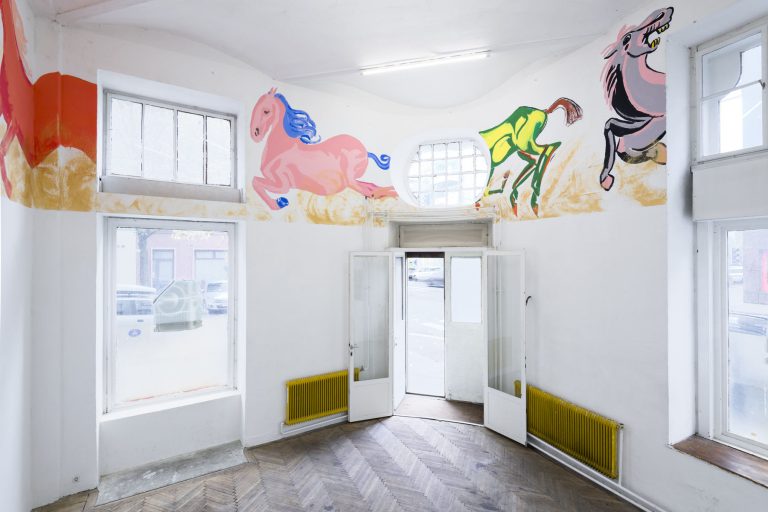 Manuela Gernedel & Fiona Mackay at new jörg – Art Viewer