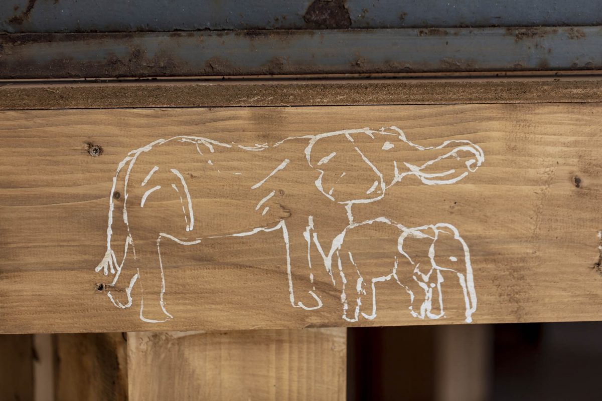 Emily Jones at Centre d’art contemporain-la synagogue de Delme – Art Viewer