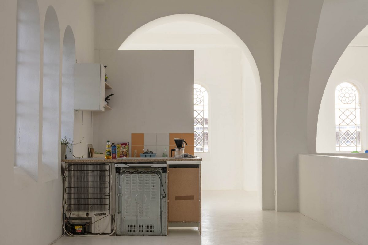 Emily Jones at Centre d’art contemporain-la synagogue de Delme – Art Viewer