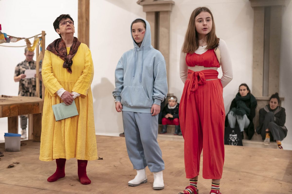 Emily Jones at Centre d’art contemporain-la synagogue de Delme – Art Viewer