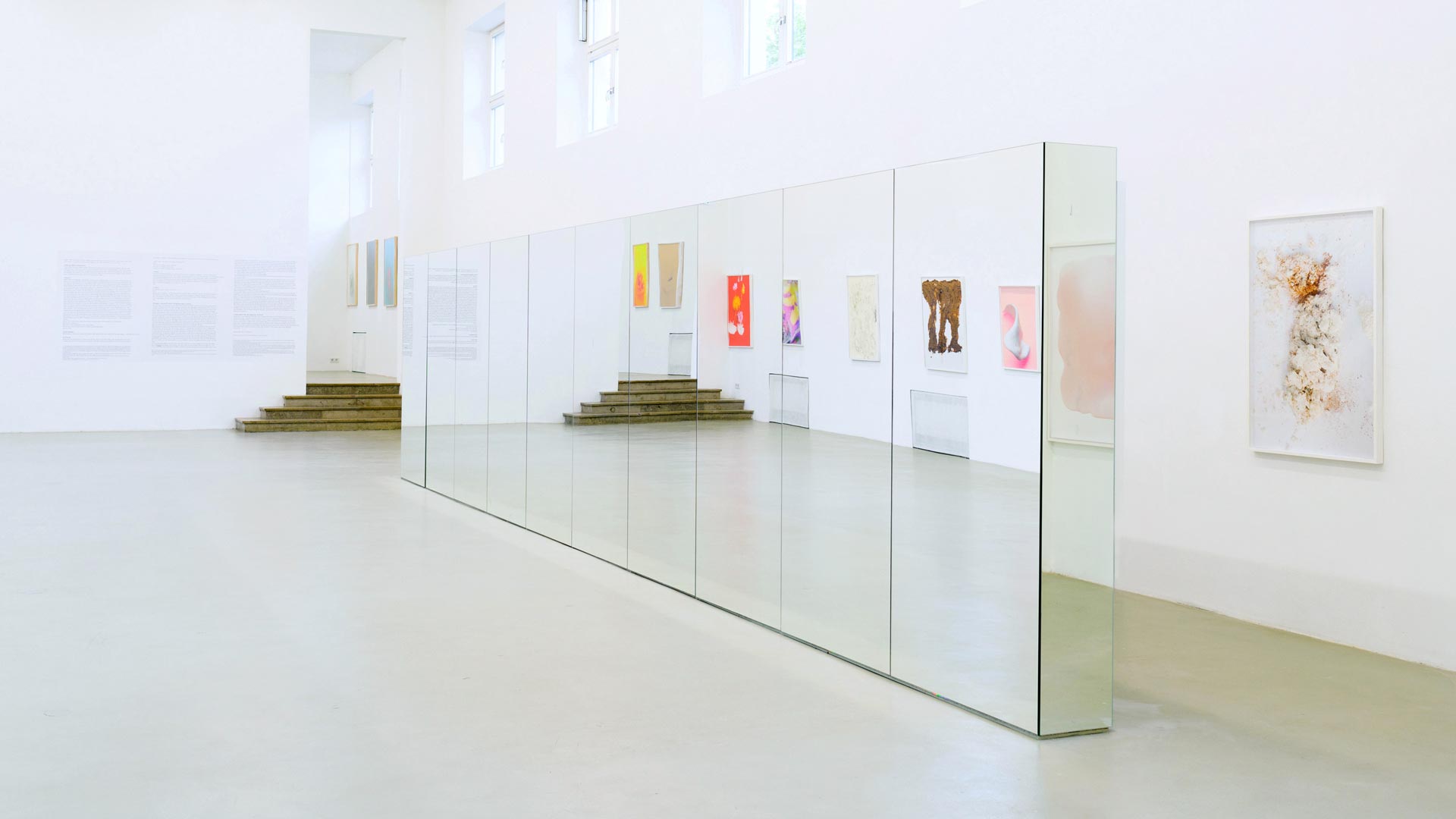 Lisa Holzer – Art Viewer