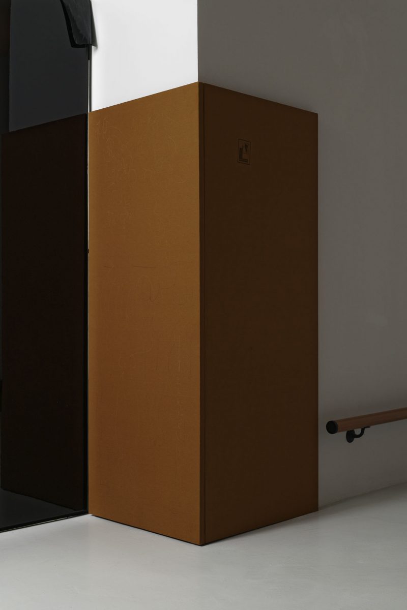 Ola Vasiljeva at Antoine Levi – Art Viewer