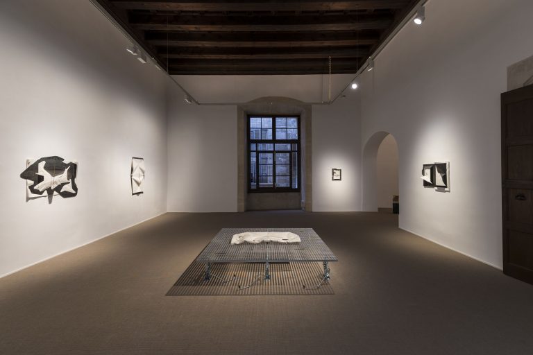 Lucas Simões at Galería Pelaires – Art Viewer