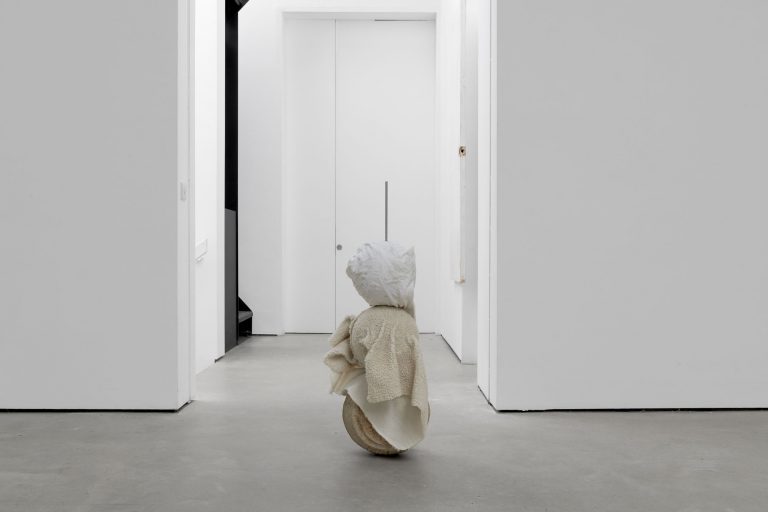 Michael E. Smith at Modern Art – Art Viewer