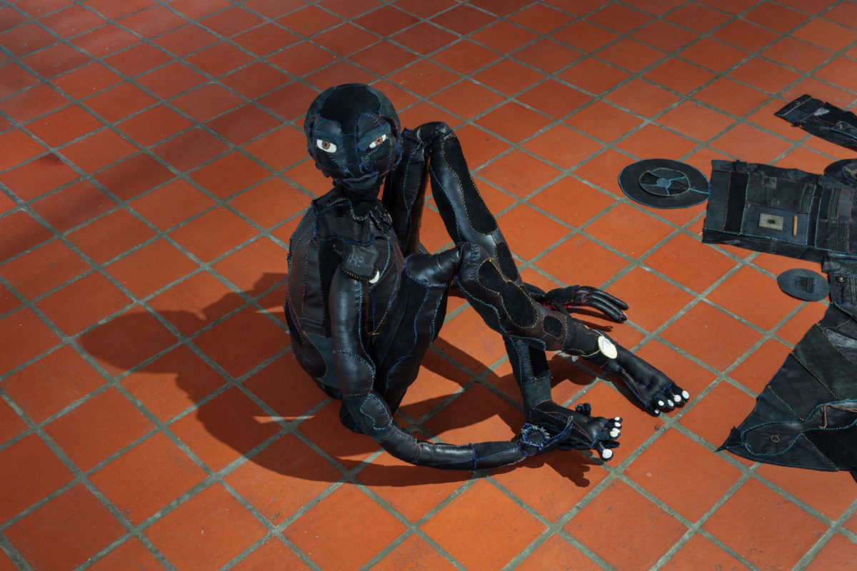 Tau Lewis at Oakville Galleries – Art Viewer