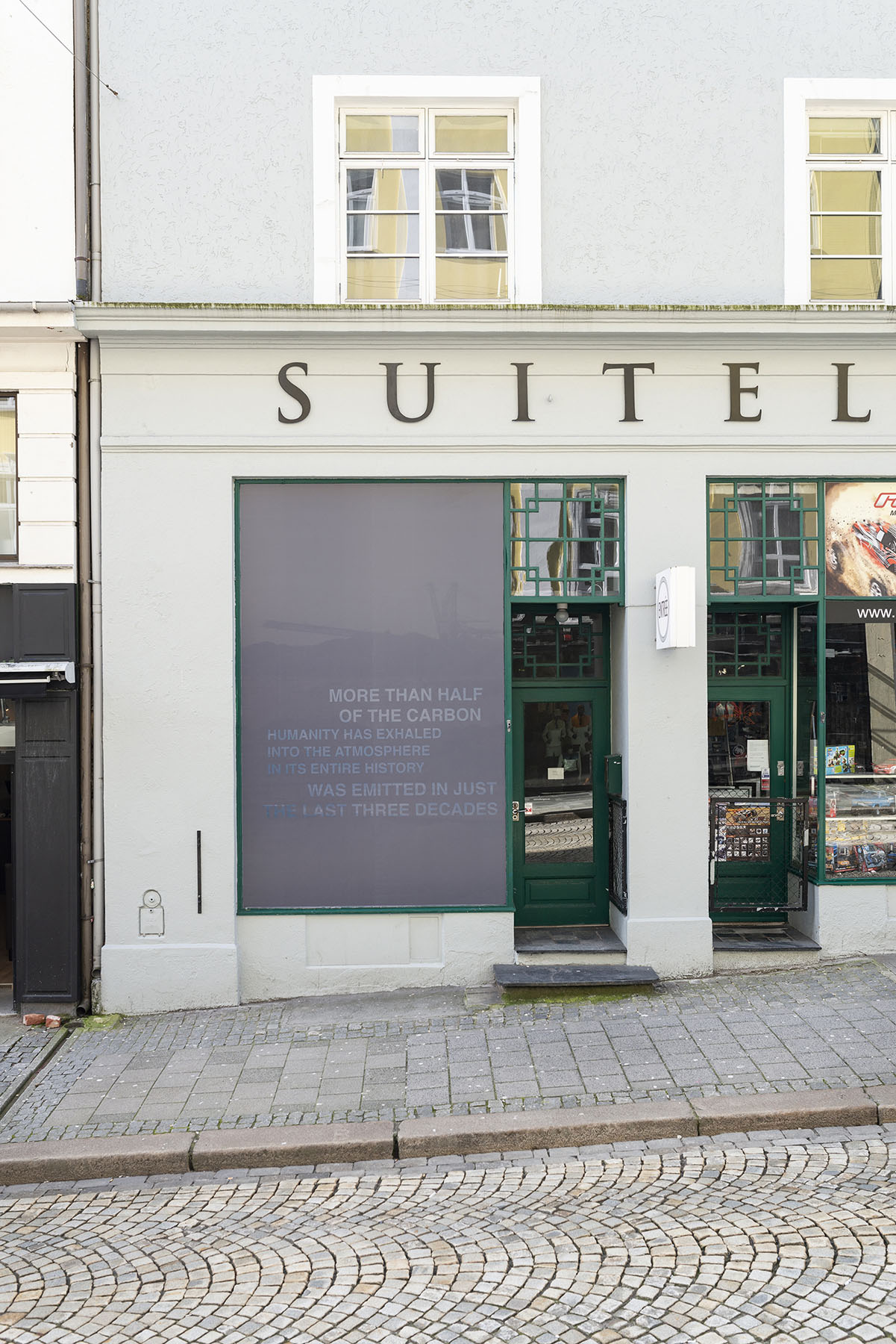 Oliver Ressler at Entrée – Art Viewer