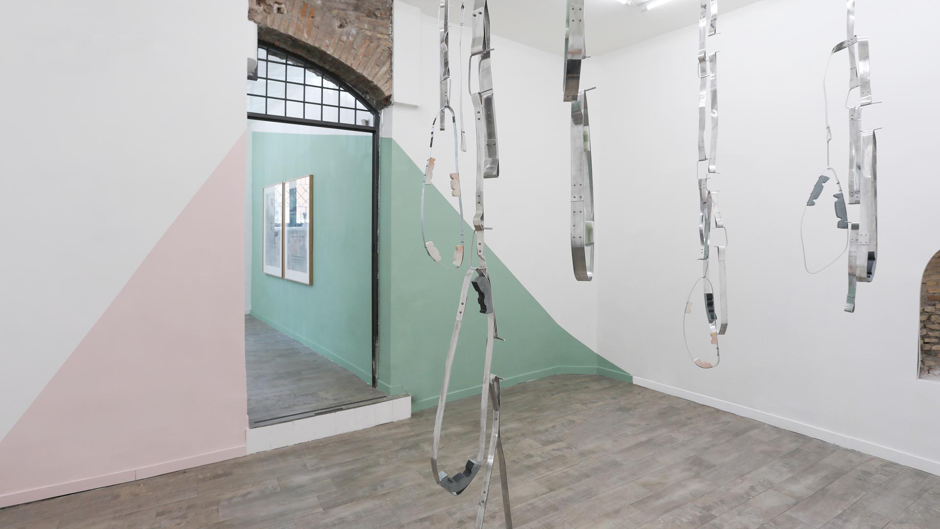 Lisa Sebestikova and Mar Hernandez at White Noise Gallery – Art Viewer