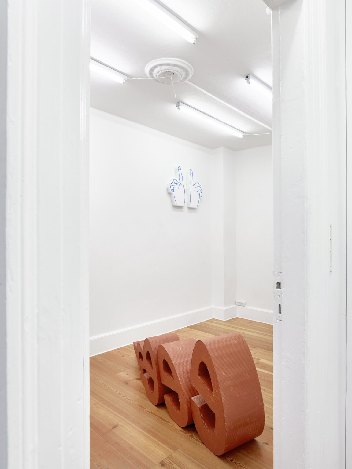 Mia Line at JIR SANDEL – Art Viewer