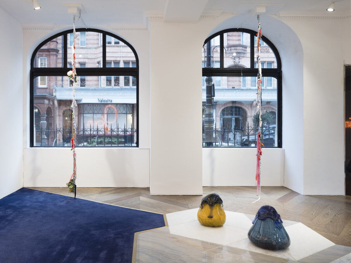 Body Double at Maria Bernheim – Art Viewer