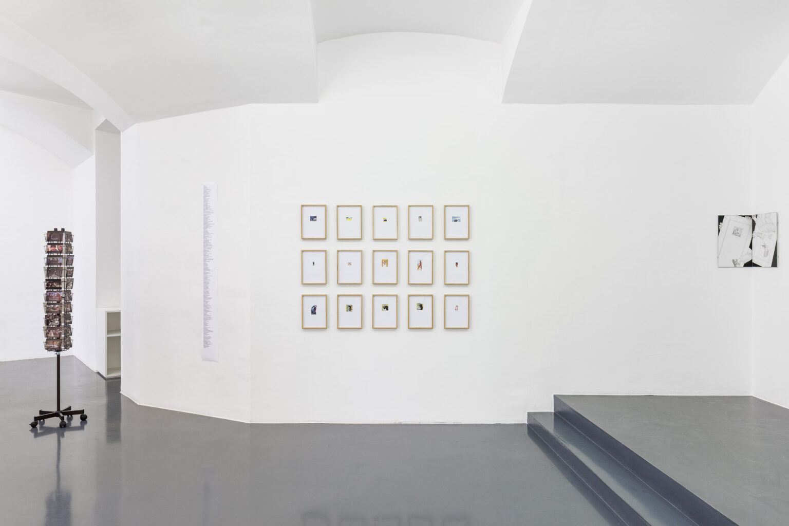 Indistinct Chatter at Layr – Art Viewer