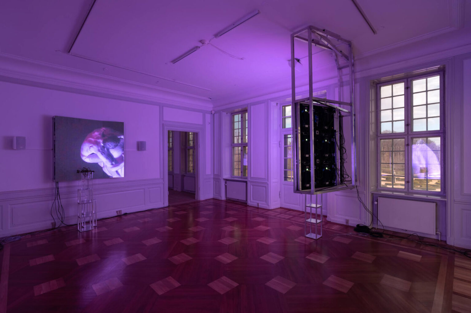 Jesper Just at Gammel Holtegaard – Art Viewer