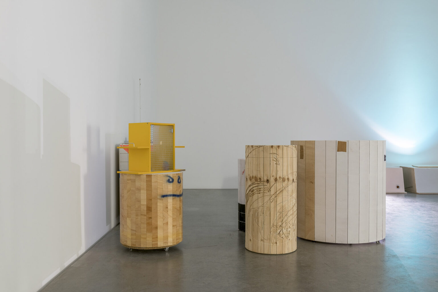 Manfred Pernice at Galerie Neu – Art Viewer