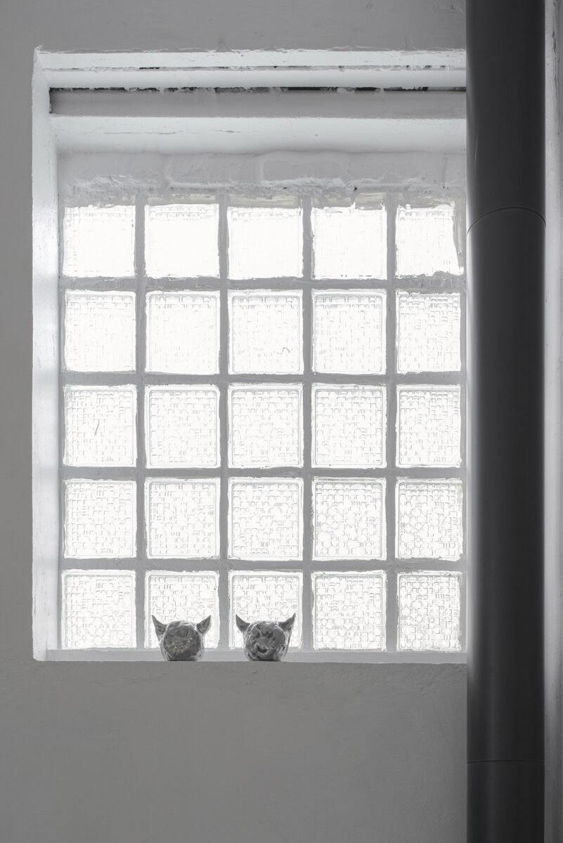 Sarah Ortmeyer at Dvir Gallery – Art Viewer