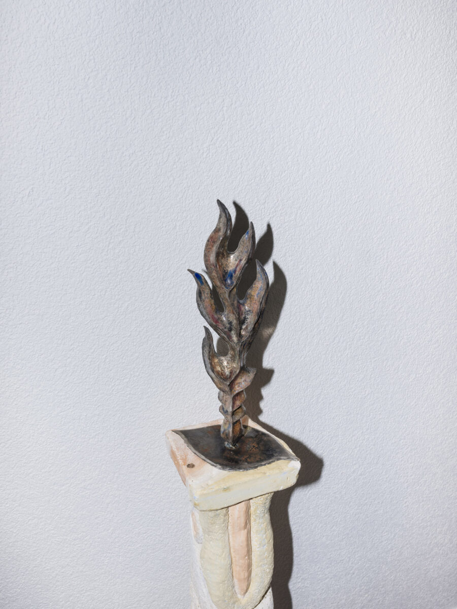 Bella Hunt & DDC at A.ROMY – Art Viewer