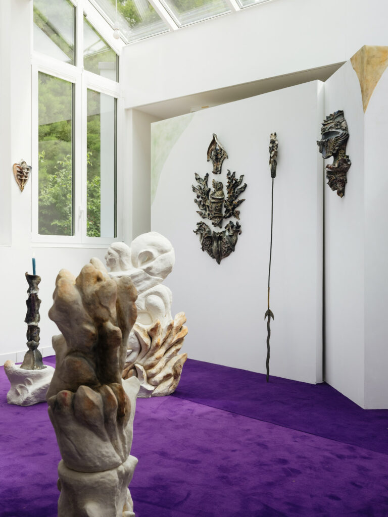Bella Hunt & DDC at A.ROMY – Art Viewer