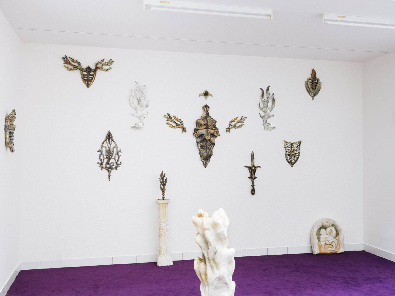 Bella Hunt & DDC at A.ROMY – Art Viewer