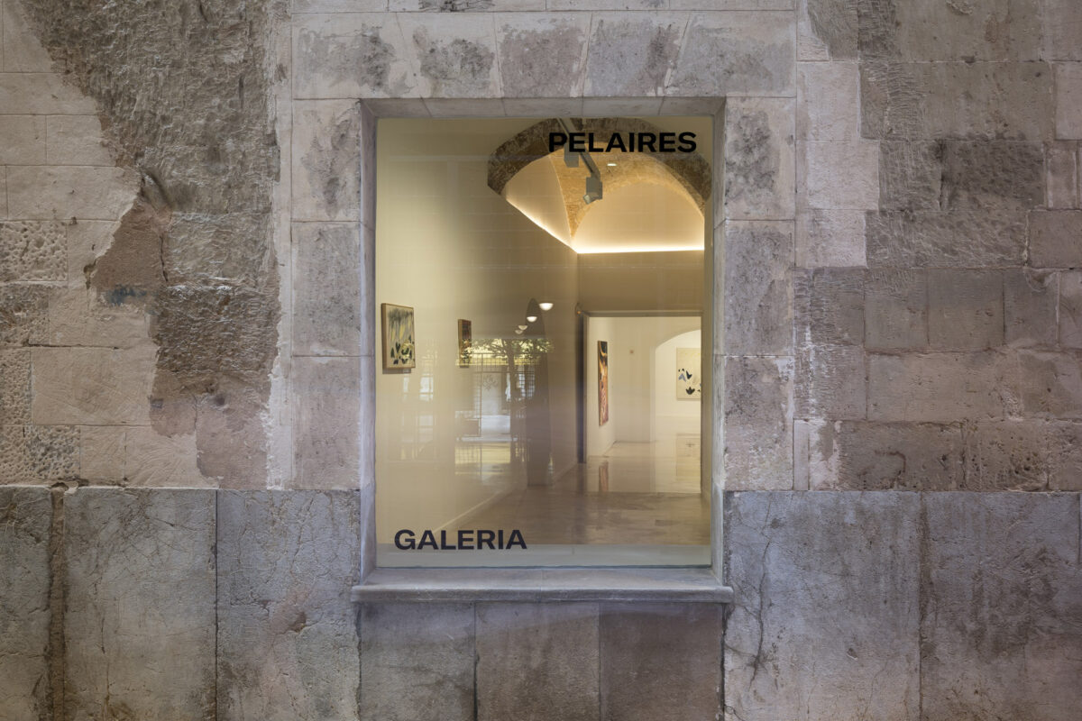 Larissa Lockshin at Galería Pelaires – Art Viewer