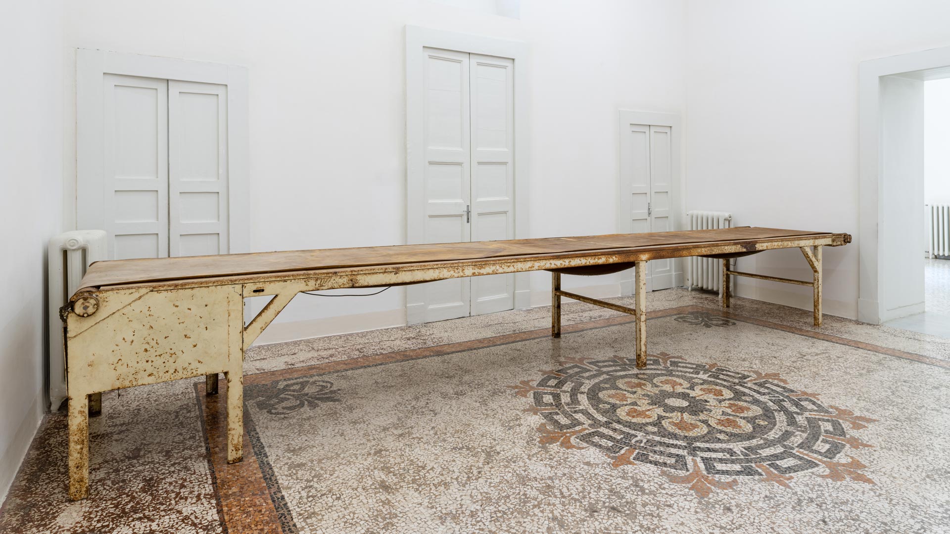 Dora Budor at Progetto – Art Viewer