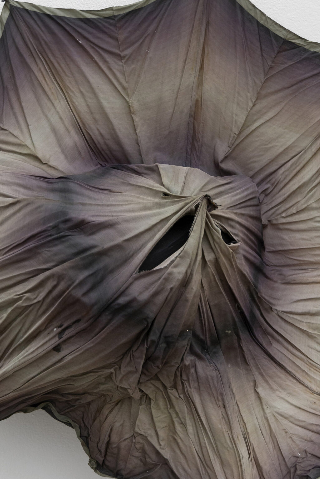 Clémence de La Tour du Pin at Smart Objects – Art Viewer