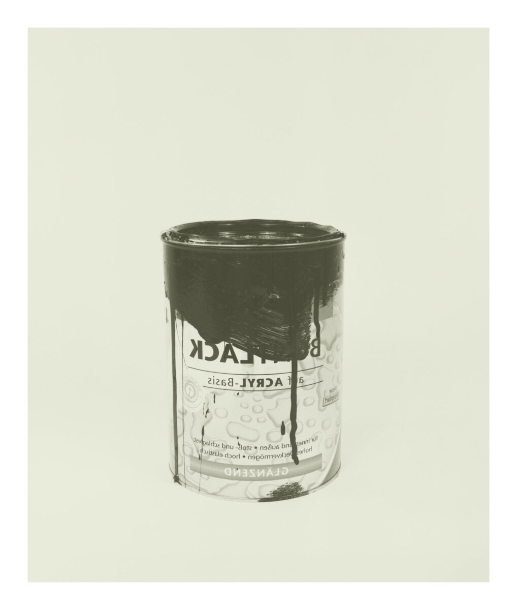 Becky Beasley at Galeria Plan B – Art Viewer