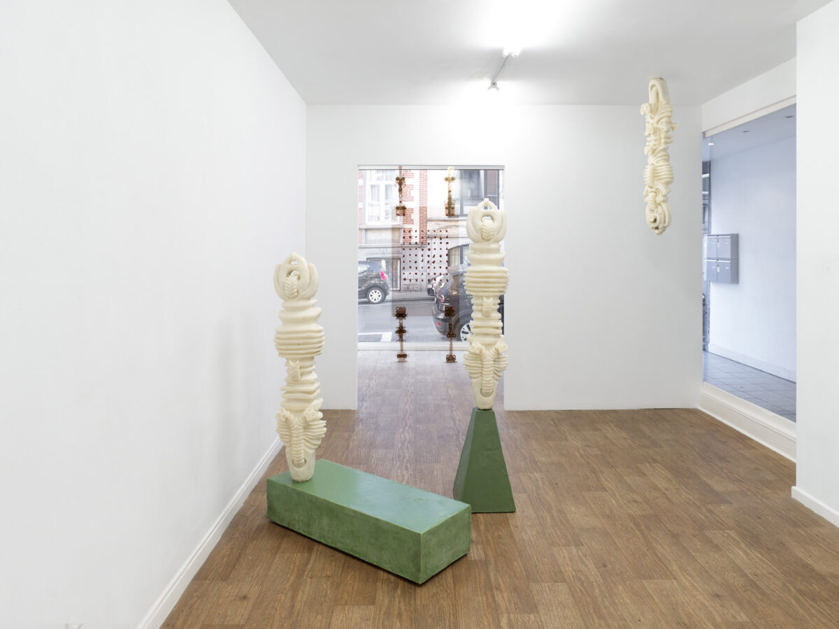 Sharon Van Overmeiren at Damien & The Love Guru – Art Viewer