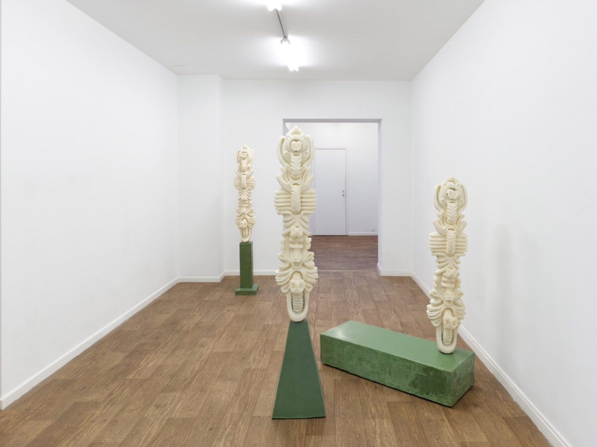 Sharon Van Overmeiren at Damien & The Love Guru – Art Viewer