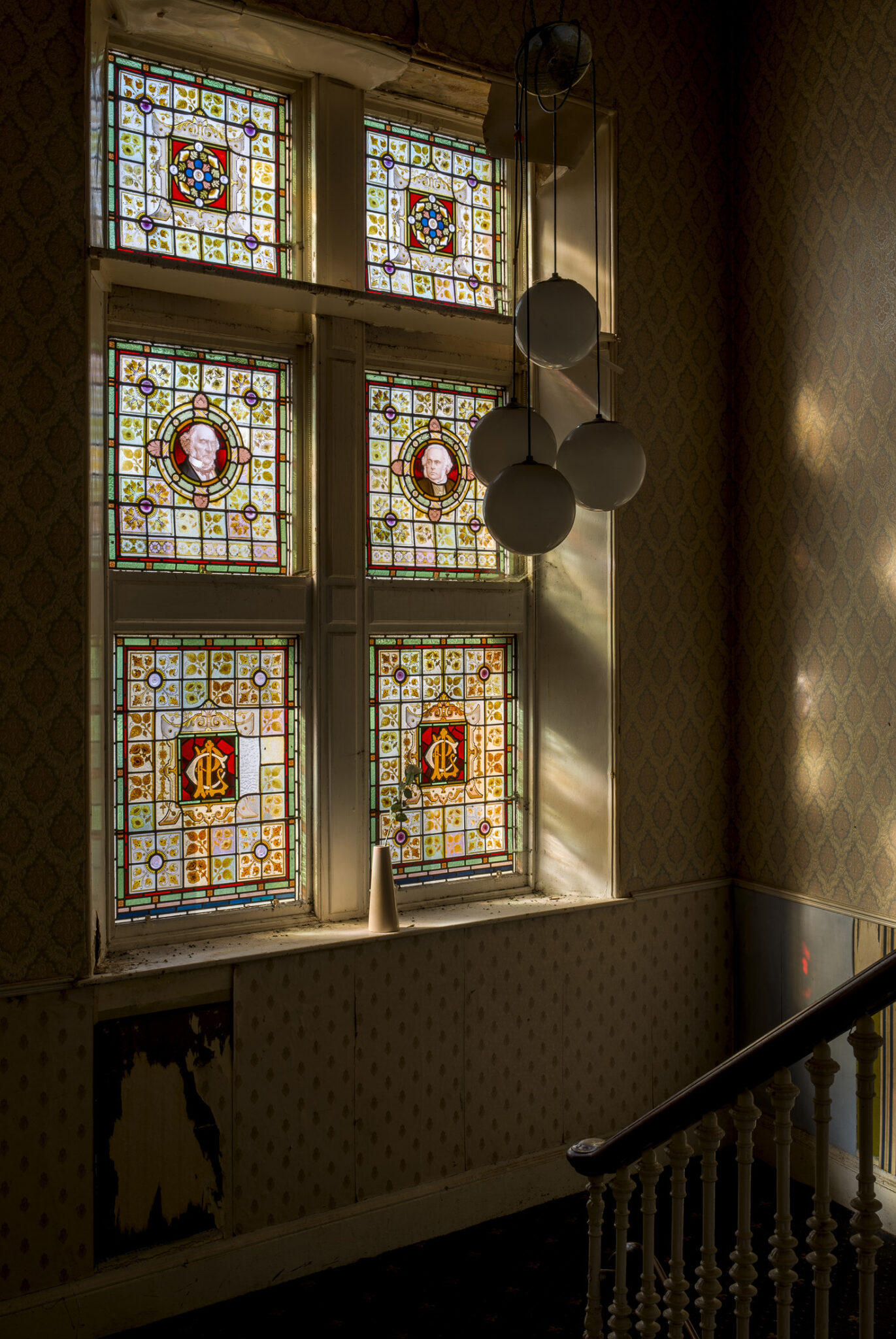 Page 11 – Art Viewer